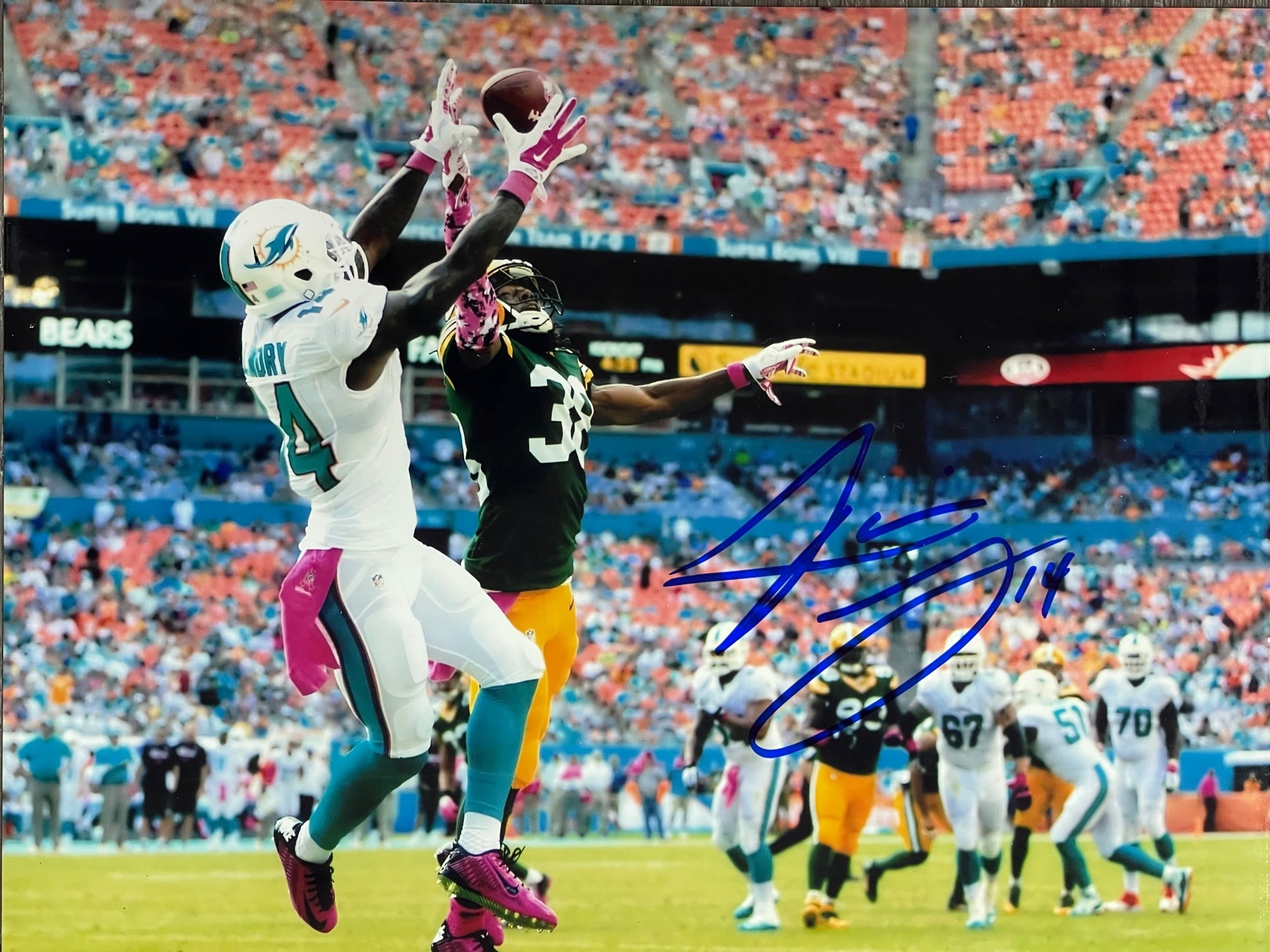 Jarvis Landry The Catch Autographed 16x20 Photo | Hollywood Collectibles