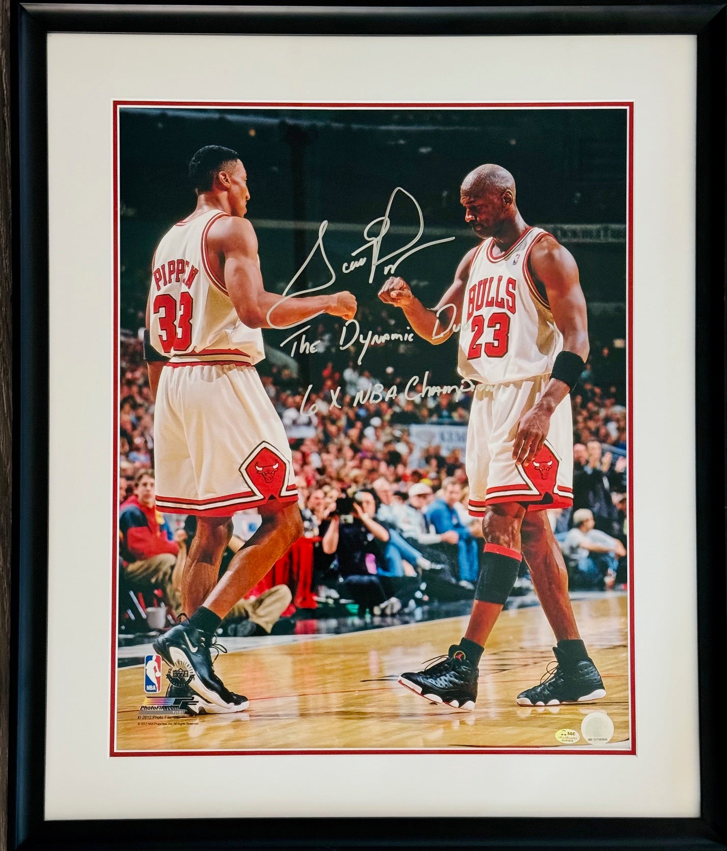 Scottie Pippen Autographed 16x20 Framed Photo (SGC) | Hollywood ...