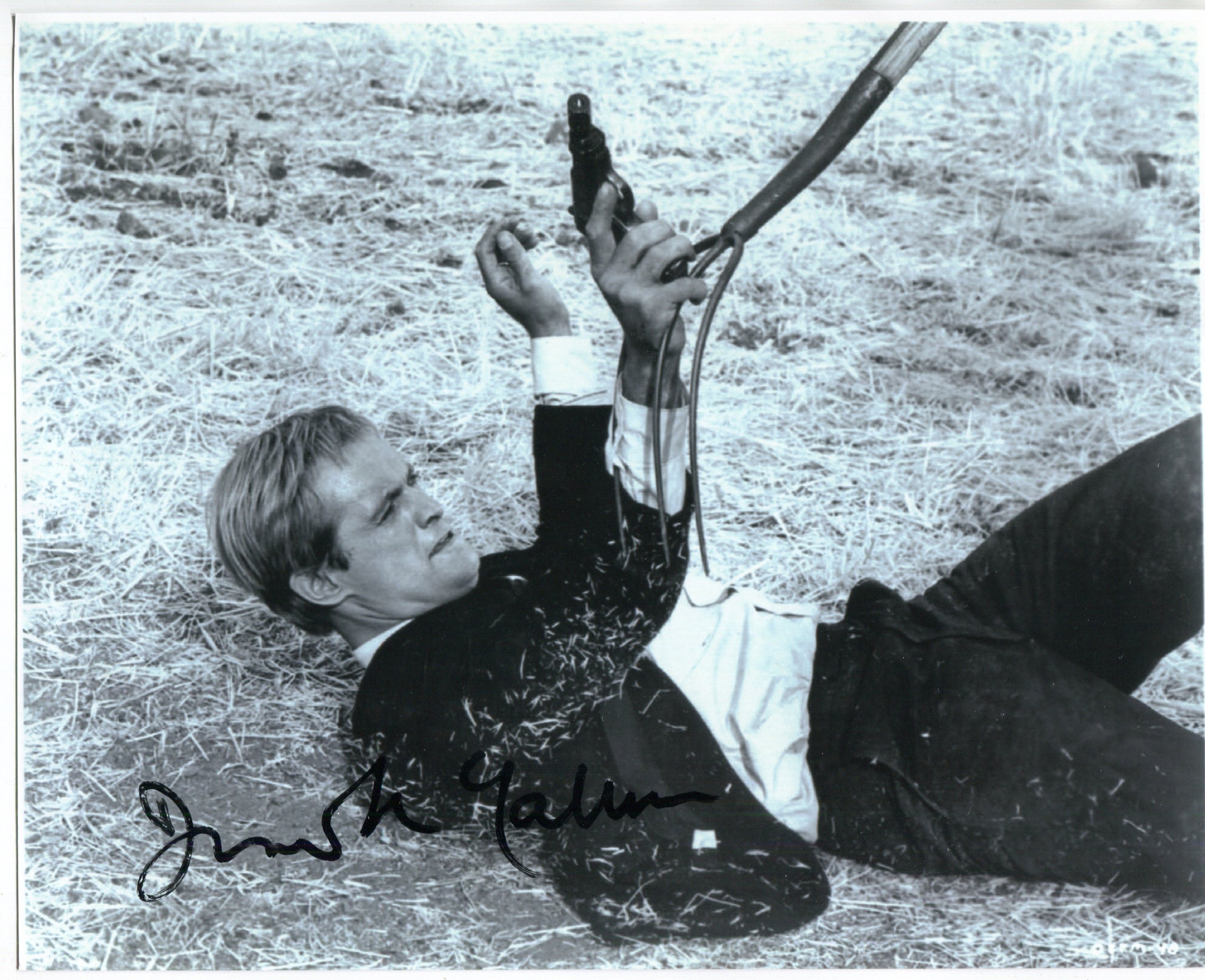 David McCallum Autographed 8x10 Photo | Hollywood Collectibles