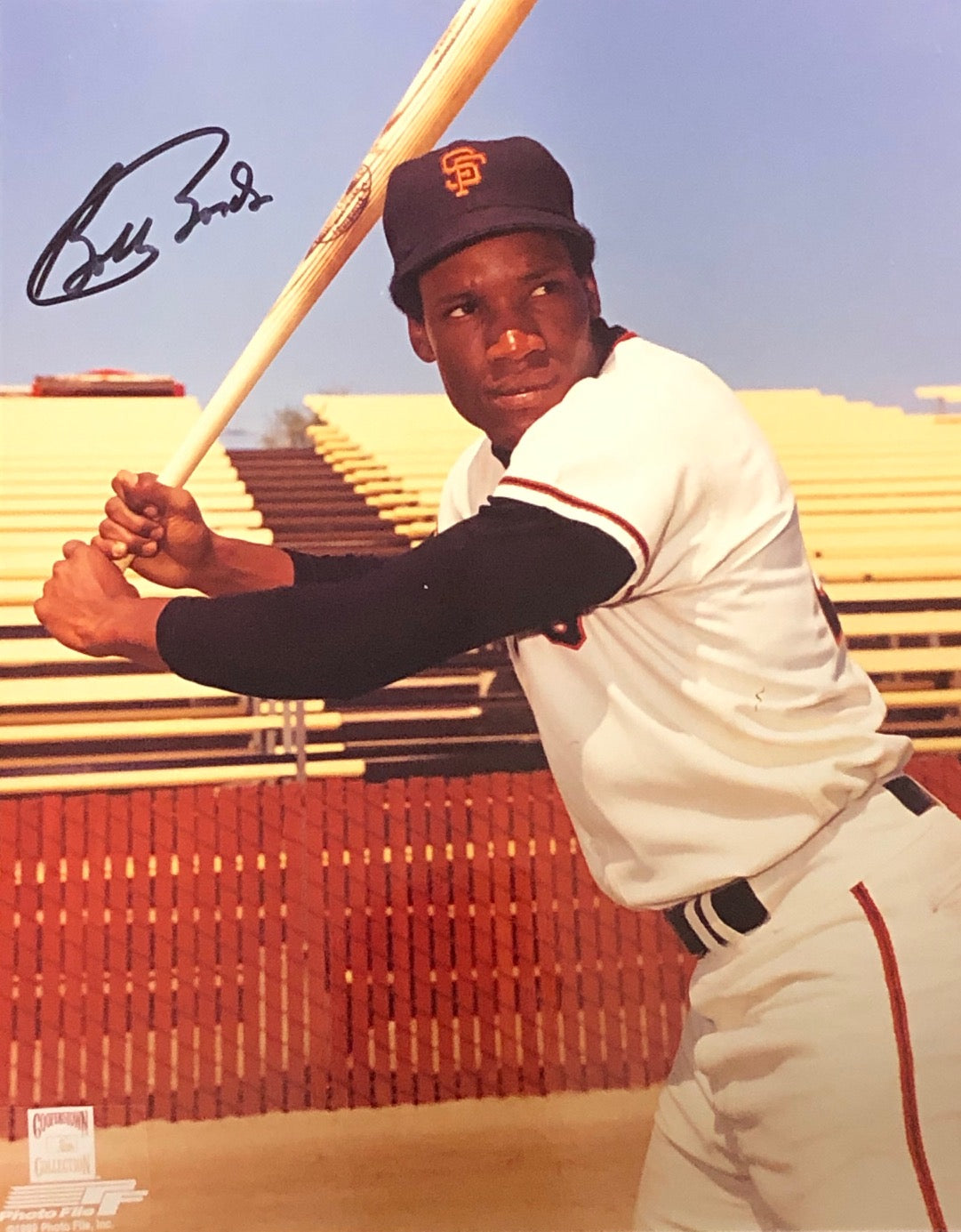 Bobby Bonds Autographed 8x10 Photo | Hollywood Collectibles