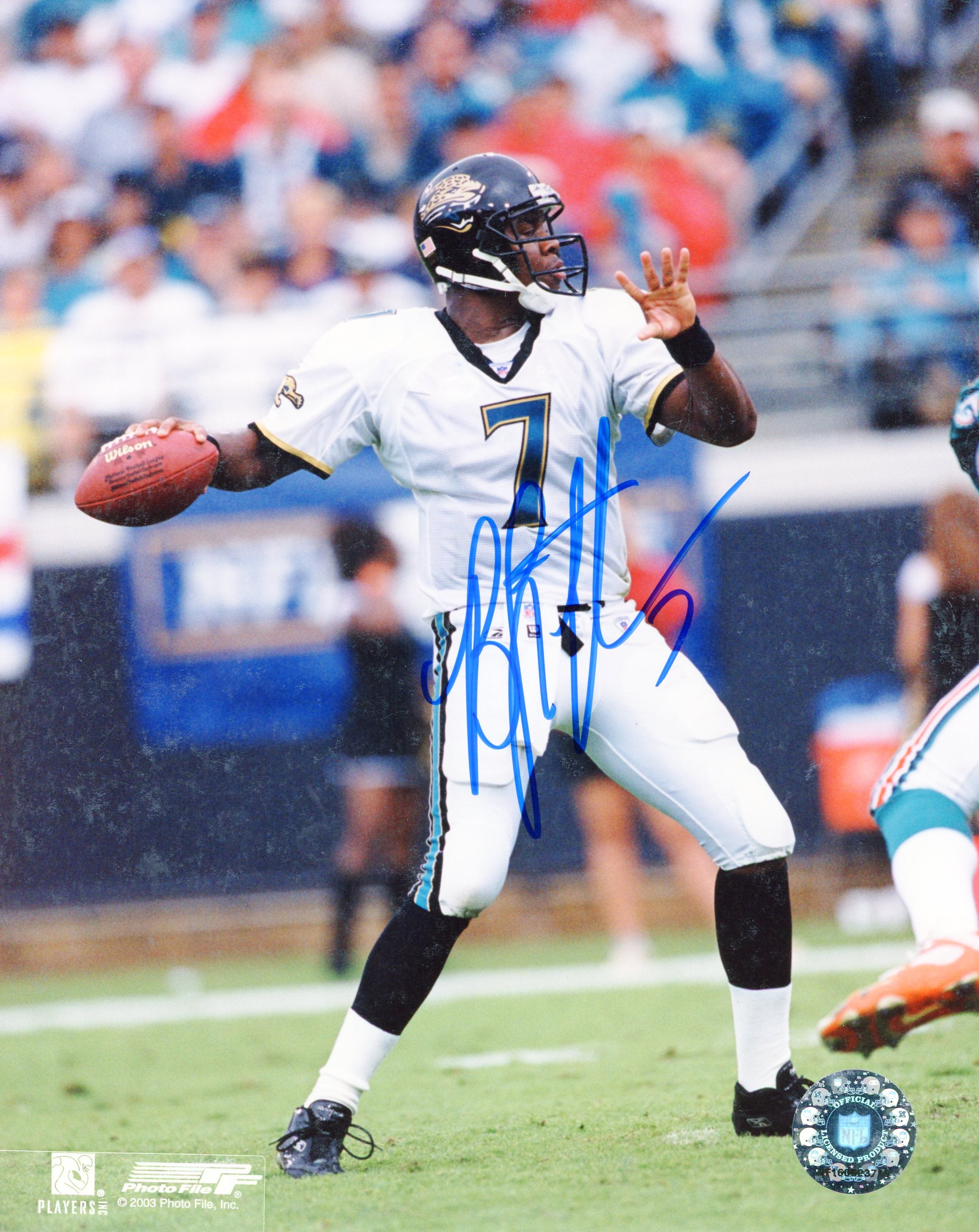 Byron Leftwich Autographed 8x10 Photo | Hollywood Collectibles