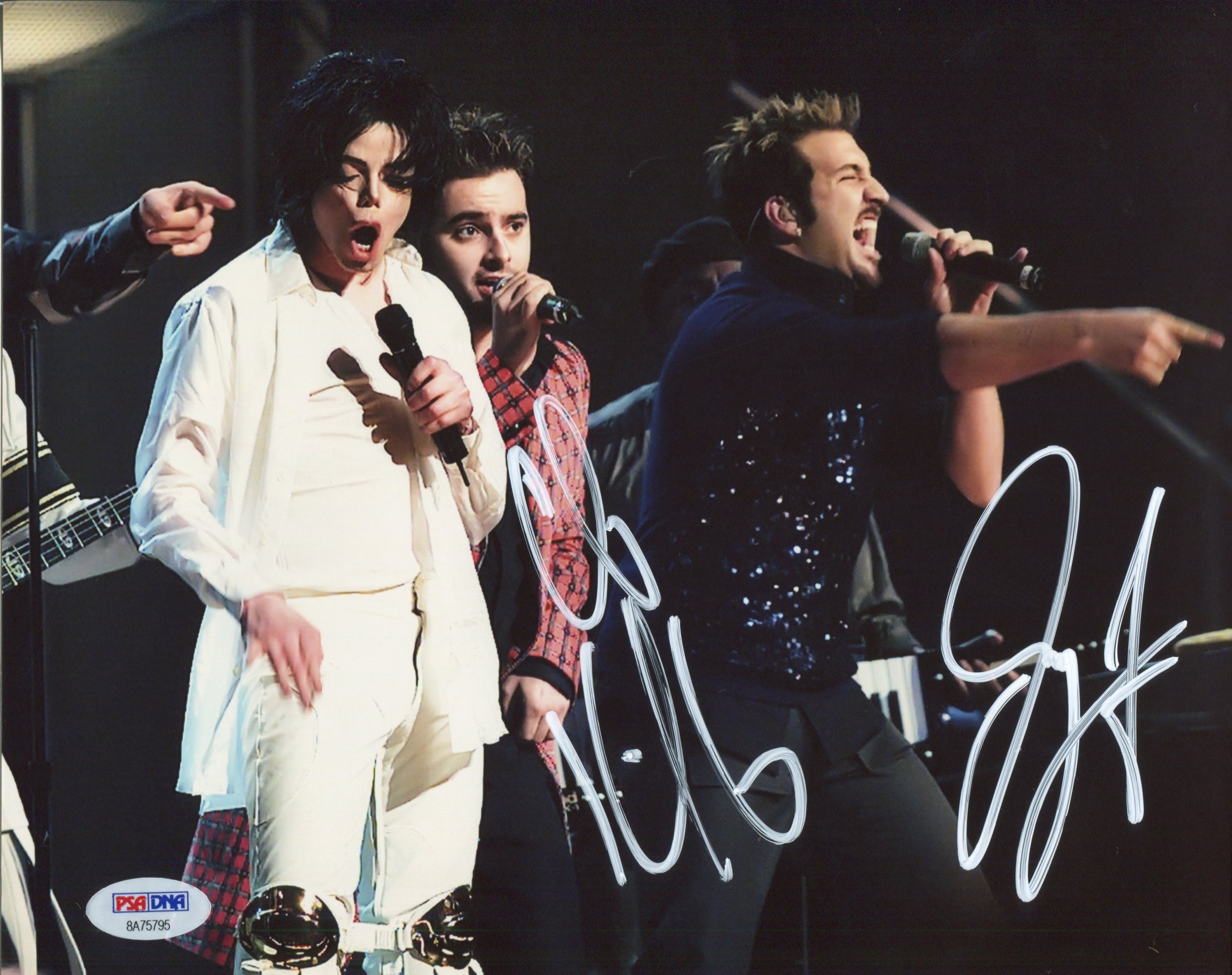 Joey Fatone & Chris Kirkpatrick Autographed Michael Jackson 8x10 Photo ...