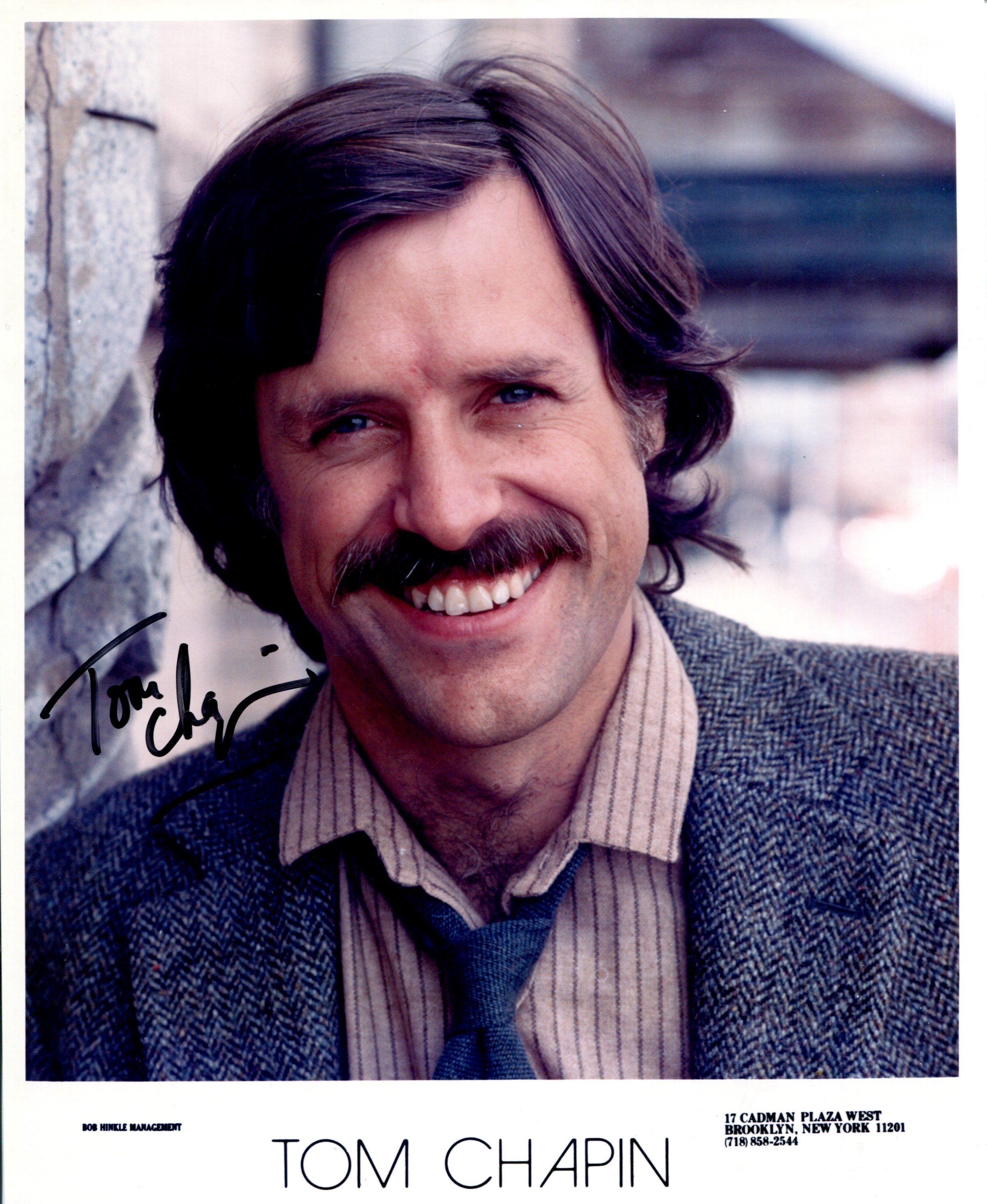 Tom Chapin Autographed 8x10 Photo | Hollywood Collectibles