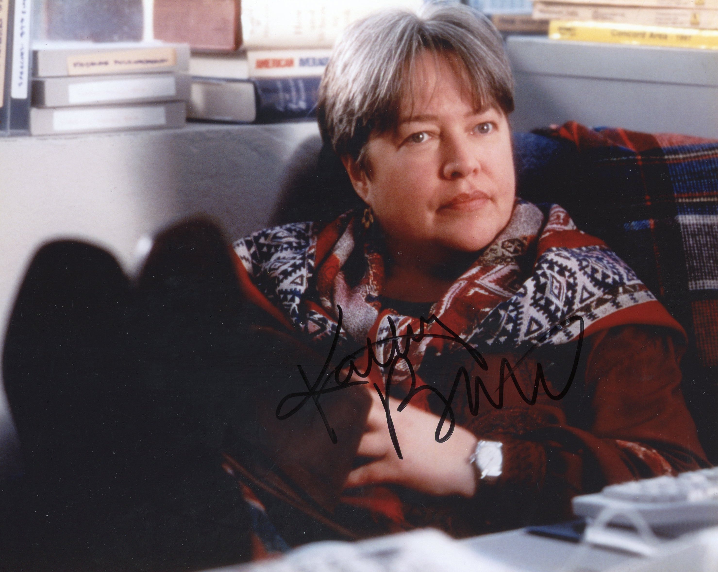 Kathy Bates Autographed 8x10 Photo | Hollywood Collectibles