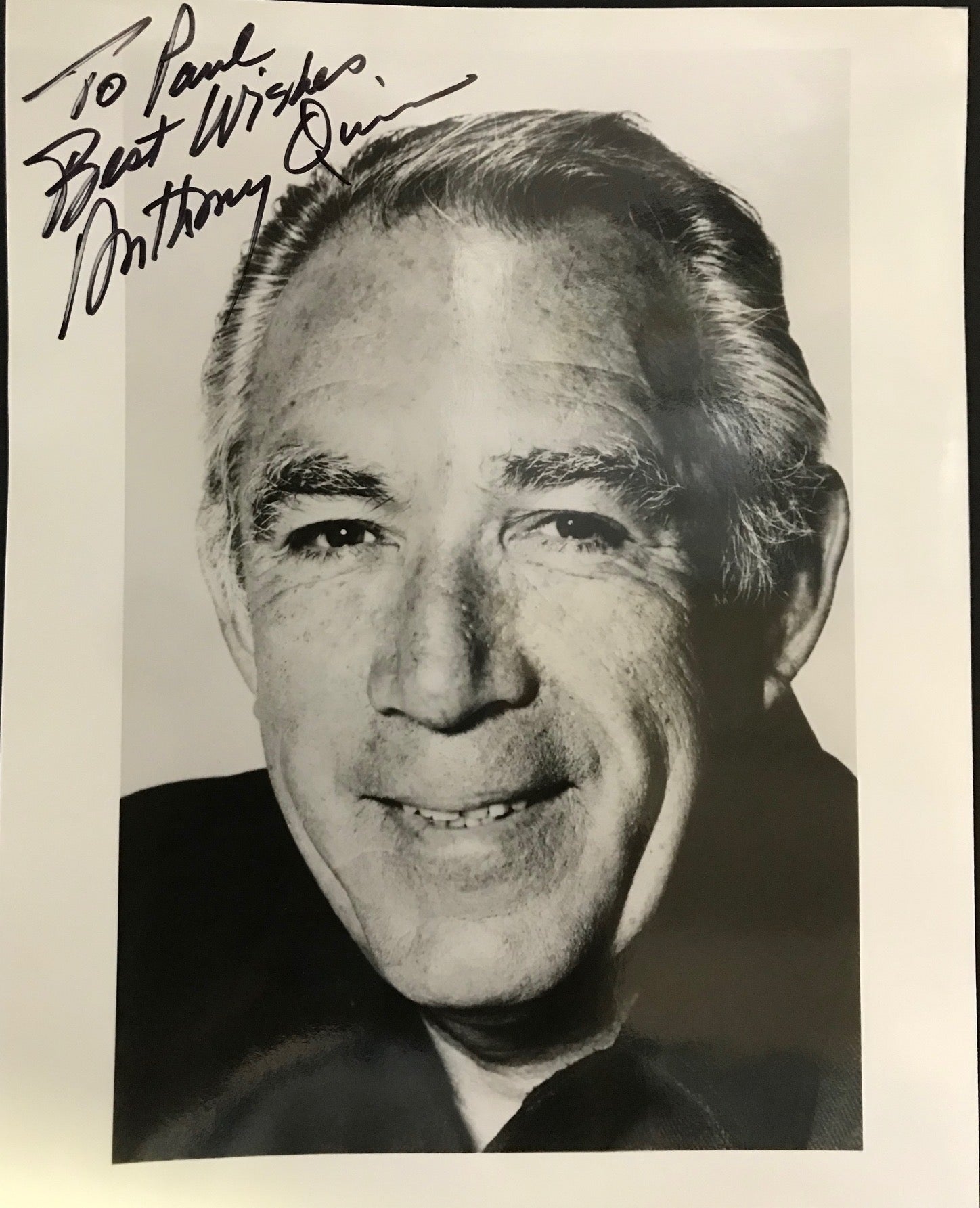 Anthony Quinn Autographed Black & White 8x10 Photo | Hollywood Collectibles